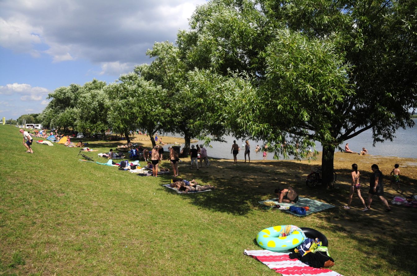 Élmény Strand - Élményfalu Sarud